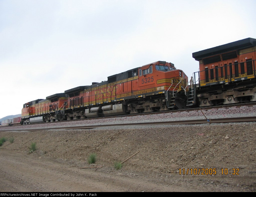 BNSF 5325
